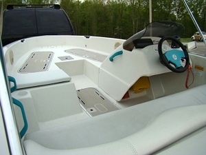 Salvage RV Parts 1995 JET BOAT 120HP 16FT SUGAR SAND MIRAGE FOR SALE ...